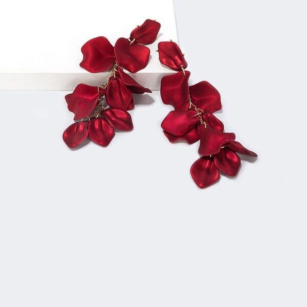 Stylish Exaggerated Rose Petal Red Earrings | Zeelool Glasses