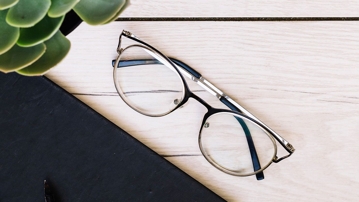 Sophisticated Glasses: Elegant & Timeless Eyewear Styles